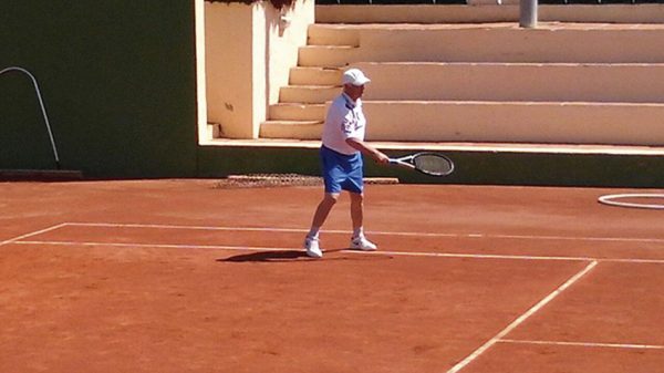 Benito Salgado: La meta ser campeón mundial de tenis +80 - Revista ...