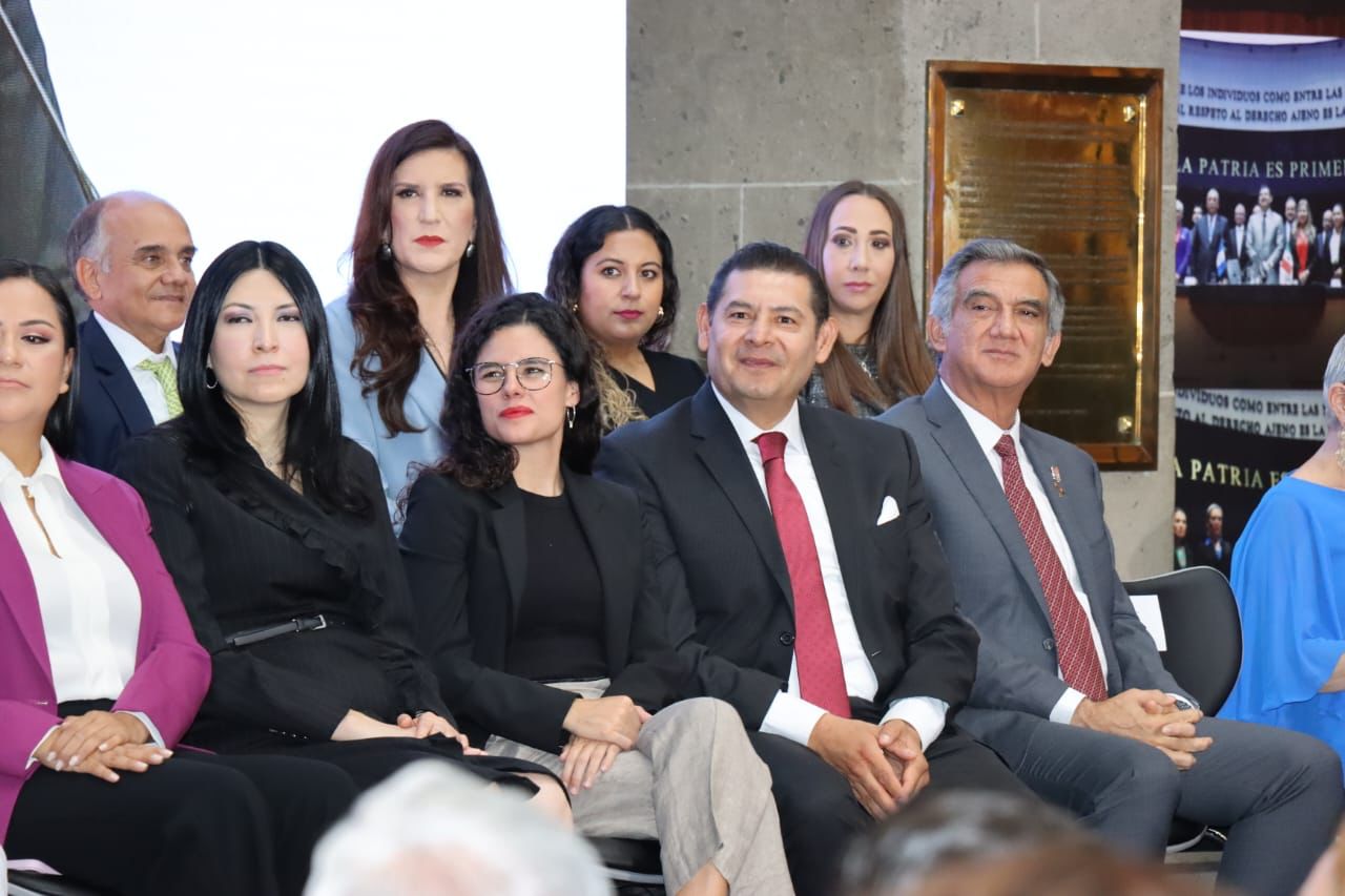 Alejandro Armenta presenta su Informe de Actividades; México cuenta con un Poder Legislativo ...